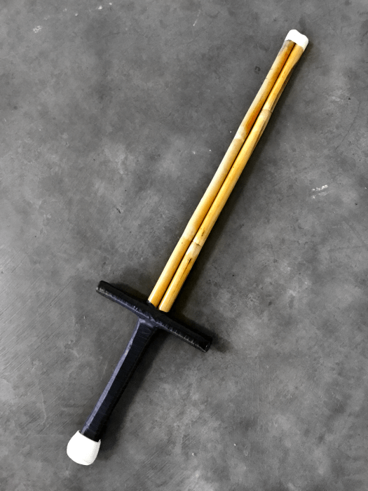 DIY Indoor Training Longsword - Academie Duello - Learn Swordplay